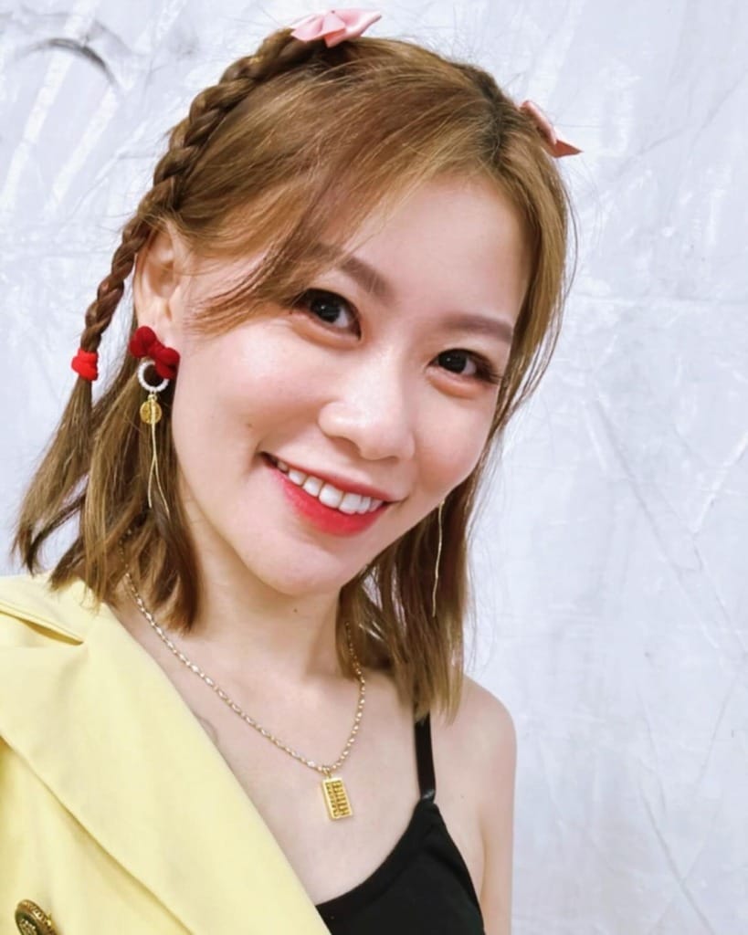 【每17年Up一个Level！】女网红17岁生第一胎，34岁当奶奶！（内附影片） - NOODOU