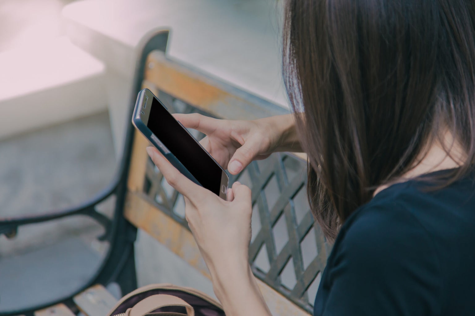 给我1千，下班后跟我去酒吧”】台湾女子来马旅游，控诉遭大马“黑警”『勒索+骚扰』！ - NOODOU